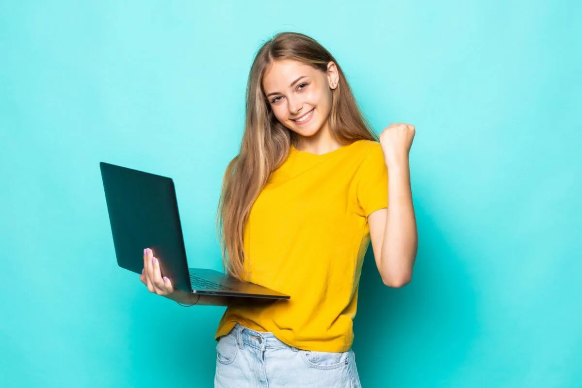 Jak otworzyć plik DAT? Poradnik krok po kroku | PcPro